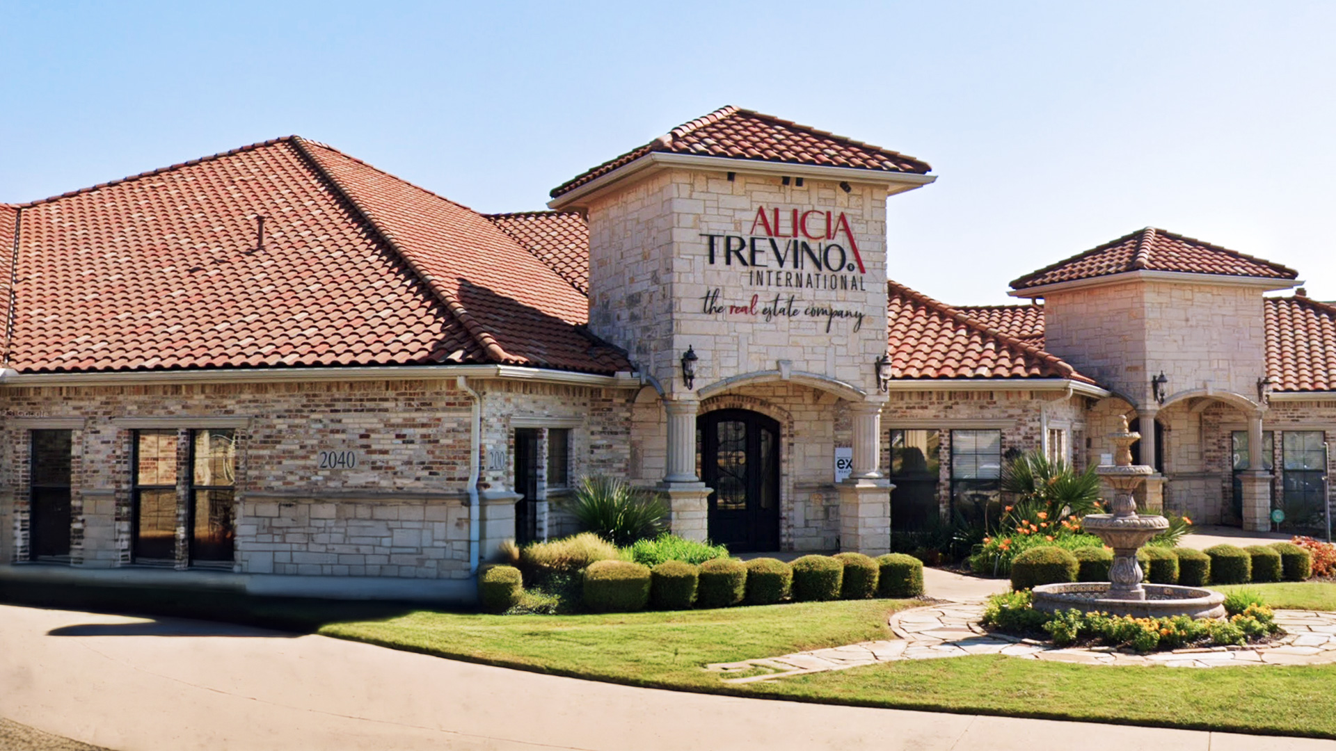 Alicia Treviño International – Kreathink® Branding Studio
